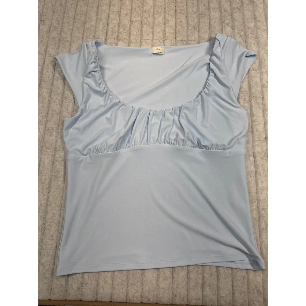 Wilfred | Tops | Wilfred Aritzia Kity Top Light Blue Gathered Scoop ...